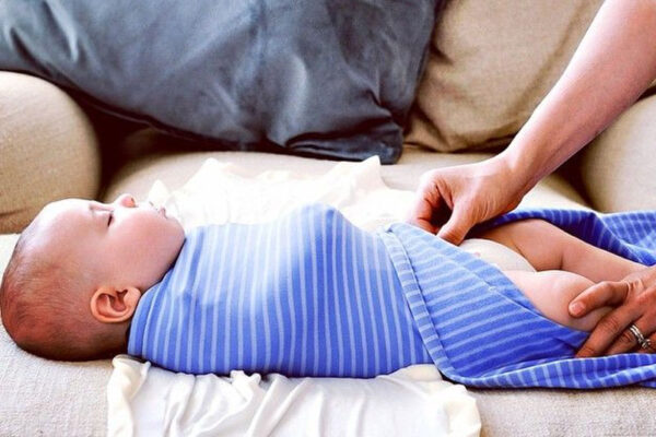 How to Swaddle Your Baby ? - Custom-Made Kids Clothes Baby Clothing ...